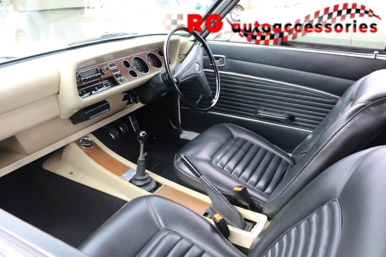 FORD CAPRI MK1 3000 GT 1600 RS2600 XL WOOD GRAIN DASH FASCIA AND ...
