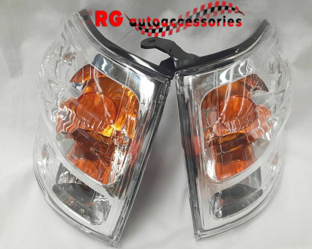 TOYOTA HILUX SR5 LN167 4WD 4X4 FRONT CORNER INDICATOR LIGHTS (chrome ...